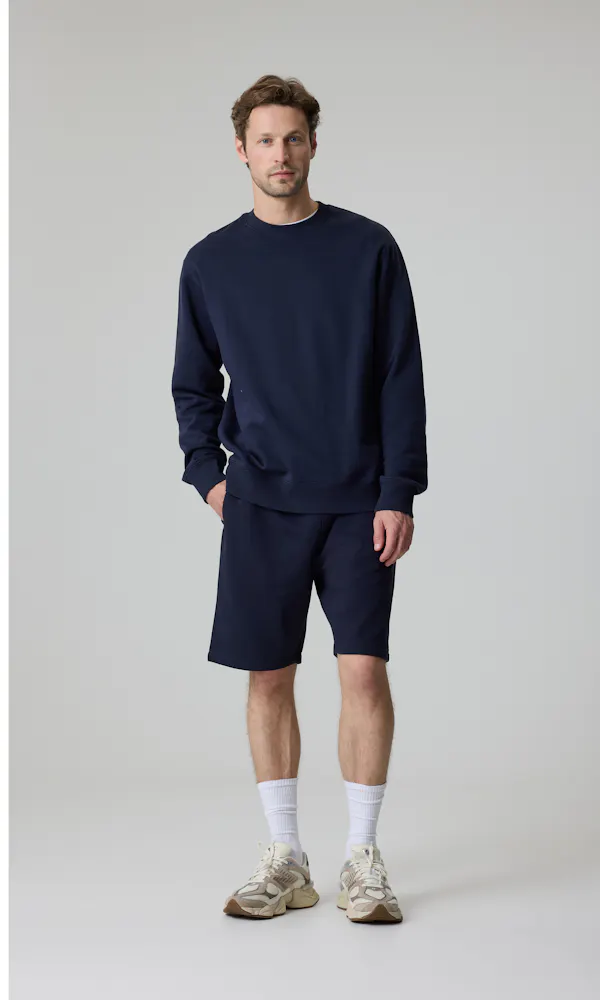 Mørk blå Sweatshorts i bomullsblanding | Herreklær | Cubus